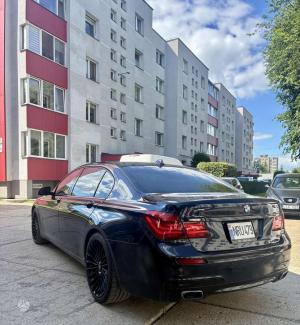 Zils BMW 750 2014 Kauņa, ar dzinēja tilpumu 4.40 L un nobraukumu 181 tūkst. km par 12800 €, foto 5 vietnē AUTOMOTO.COM.LV