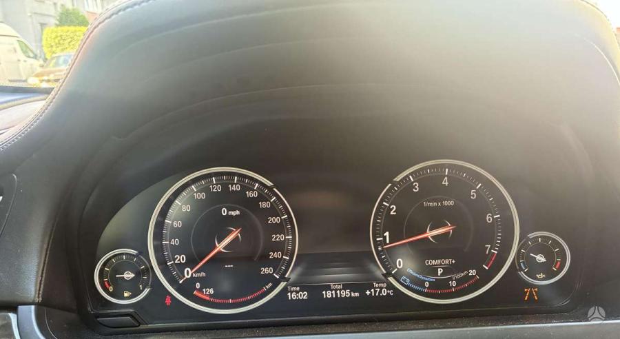 Zils BMW 750 2014 Kauņa, ar dzinēja tilpumu 4.40 L un nobraukumu 181 tūkst. km par 12800 €, foto 12 vietnē AUTOMOTO.COM.LV