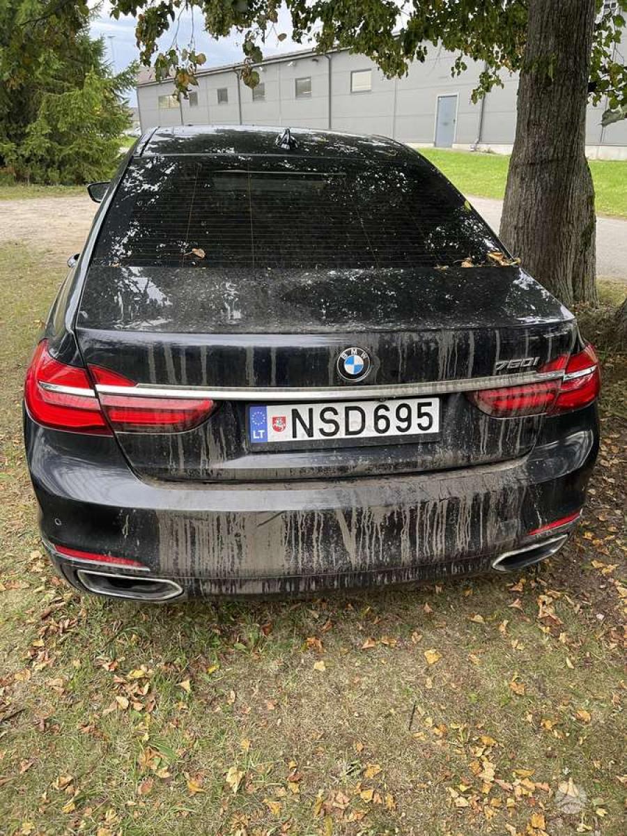 Zils BMW 750 2017 Kauņa, ar dzinēja tilpumu 4.40 L un nobraukumu 230 tūkst. km par 7500 €, foto 4 vietnē AUTOMOTO.COM.LV