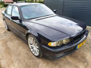 Zils BMW 750 1999 Kauņa, ar dzinēja tilpumu 5.38 L un nobraukumu 240 tūkst. km par 10999 €, foto 3 vietnē AUTOMOTO.COM.LV