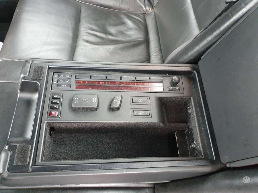 Zils BMW 750 1999 Kauņa, ar dzinēja tilpumu 5.38 L un nobraukumu 240 tūkst. km par 10999 €, foto 8 vietnē AUTOMOTO.COM.LV
