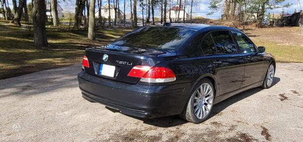 Blue BMW 750 2007 in Svencionys, with an engine capacity of 4.80 L and mileage of 390 thousand km for 4300 €, photo 3 on AUTOMOTO.COM.LV