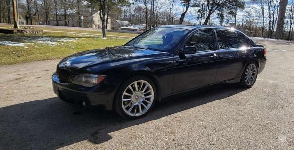 Blue BMW 750 2007 in Svencionys, with an engine capacity of 4.80 L and mileage of 390 thousand km for 4300 €, photo 5 on AUTOMOTO.COM.LV
