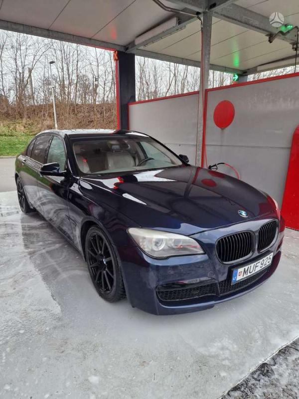 Zils BMW 750 2009 Klaipėda, ar dzinēja tilpumu 4.40 L un nobraukumu 296 tūkst. km par 6500 €, foto 2 vietnē AUTOMOTO.COM.LV