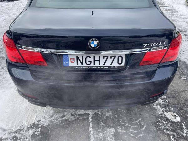 Zils BMW 750 2009 Klaipėda, ar dzinēja tilpumu 4.40 L un nobraukumu 294 tūkst. km par 8990 €, foto 7 vietnē AUTOMOTO.COM.LV