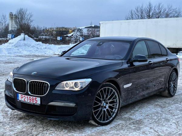 Zils BMW 750 2012 Viļņa, ar dzinēja tilpumu 4.40 L un nobraukumu 182 tūkst. km par 13500 €, foto 1 vietnē AUTOMOTO.COM.LV