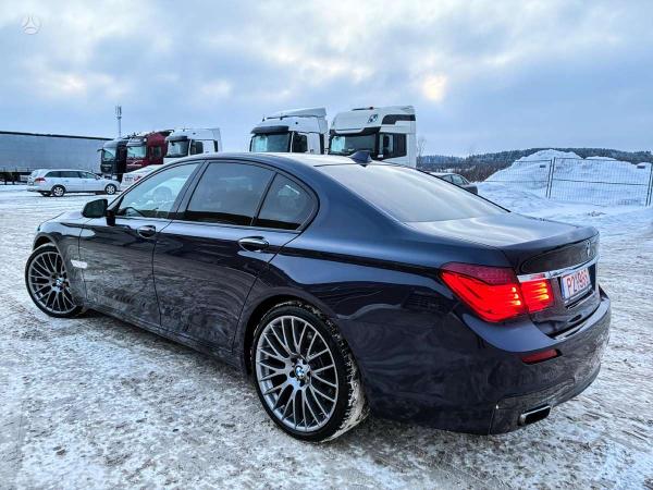 Blue BMW 750 2012 in Vilnius, with an engine capacity of 4.40 L and mileage of 182 thousand km for 13500 €, photo 4 on AUTOMOTO.COM.LV