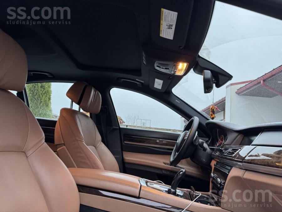 Zils BMW 750 2013 Rīga, ar dzinēja tilpumu 4.40 L un nobraukumu 216 tūkst. km par 10350 €, foto 7 vietnē AUTOMOTO.COM.LV