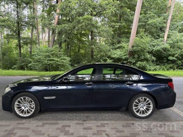Zils BMW 750 2013 Jūrmala, ar dzinēja tilpumu 4.40 L un nobraukumu 225 tūkst. km par 11700 €, foto 3 vietnē AUTOMOTO.COM.LV