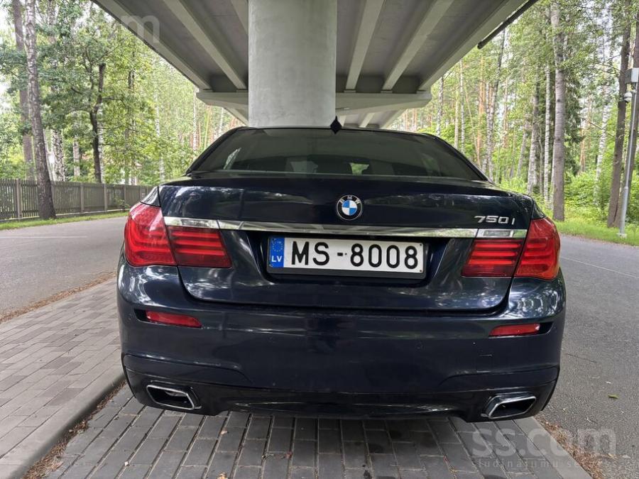 Zils BMW 750 2013 Jūrmala, ar dzinēja tilpumu 4.40 L un nobraukumu 225 tūkst. km par 11700 €, foto 6 vietnē AUTOMOTO.COM.LV