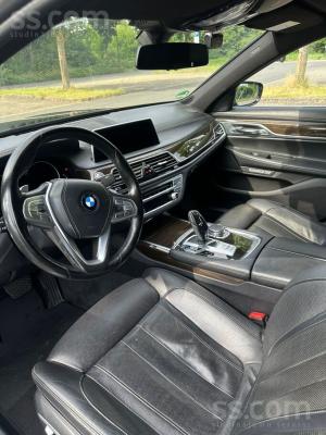 Zils BMW 750 2015 Rīga, ar dzinēja tilpumu 5.00 L un nobraukumu 243 tūkst. km par 30000 €, foto 4 vietnē AUTOMOTO.COM.LV