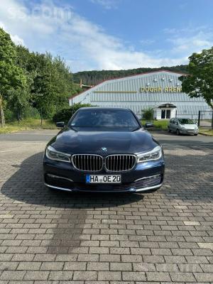 Zils BMW 750 2015 Rīga, ar dzinēja tilpumu 5.00 L un nobraukumu 243 tūkst. km par 30000 €, foto 7 vietnē AUTOMOTO.COM.LV
