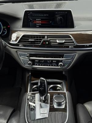Zils BMW 750 2015 Rīga, ar dzinēja tilpumu 4.40 L un nobraukumu 260 tūkst. km par 24980 €, foto 6 vietnē AUTOMOTO.COM.LV