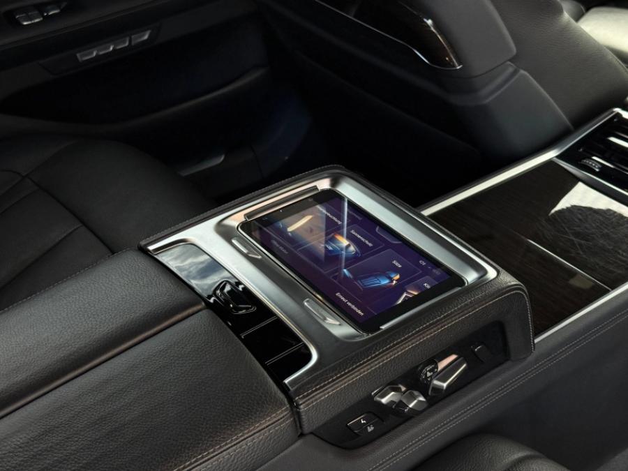 Zils BMW 750 2015 Rīga, ar dzinēja tilpumu 4.40 L un nobraukumu 260 tūkst. km par 24980 €, foto 8 vietnē AUTOMOTO.COM.LV