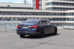 Zils BMW 750 2015 Rīga, ar dzinēja tilpumu 4.40 L un nobraukumu 260 tūkst. km par 24980 €, foto 15 vietnē AUTOMOTO.COM.LV