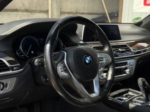 Zils BMW 750 2015 Rīga, ar dzinēja tilpumu 4.40 L un nobraukumu 260 tūkst. km par 24980 €, foto 29 vietnē AUTOMOTO.COM.LV