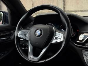 Zils BMW 750 2015 Rīga, ar dzinēja tilpumu 4.40 L un nobraukumu 260 tūkst. km par 24980 €, foto 44 vietnē AUTOMOTO.COM.LV