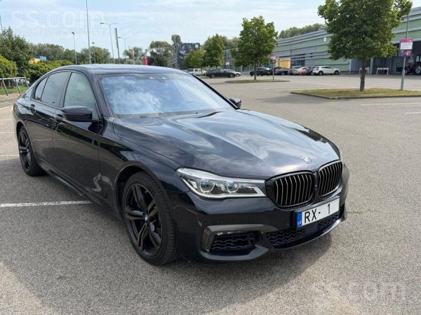 Синий БМВ 750 2015 в Рига, объемом двигателя 4.40 л и пробегом 225 тыс. км за 23500 €, фото 1 на AUTOMOTO.COM.LV