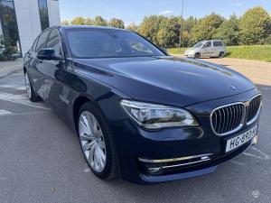 Blue BMW 750 2015 in Kaunas, with an engine capacity of 2.99 L and mileage of 126 thousand km for 15650 €, photo 4 on AUTOMOTO.COM.LV