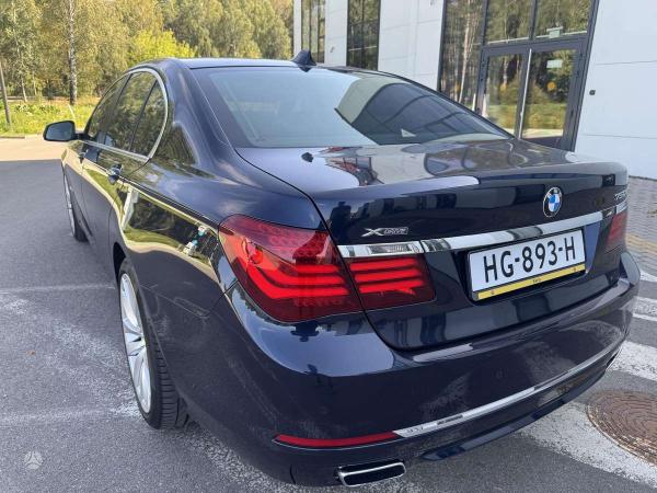 Zils BMW 750 2015 Kauņa, ar dzinēja tilpumu 2.99 L un nobraukumu 126 tūkst. km par 15650 €, foto 6 vietnē AUTOMOTO.COM.LV