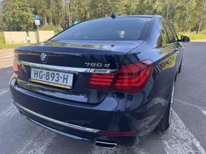 Blue BMW 750 2015 in Kaunas, with an engine capacity of 2.99 L and mileage of 126 thousand km for 15650 €, photo 14 on AUTOMOTO.COM.LV