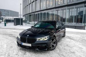 Zils BMW 750 2016 Viļņa, ar dzinēja tilpumu 4.40 L un nobraukumu 149 tūkst. km par 27000 €, foto  vietnē AUTOMOTO.COM.LV