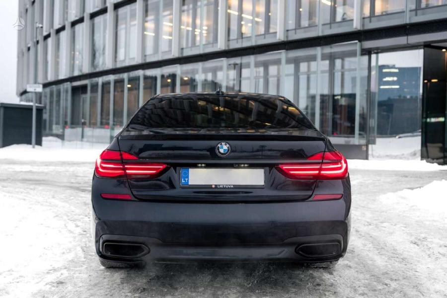 Zils BMW 750 2016 Viļņa, ar dzinēja tilpumu 4.40 L un nobraukumu 149 tūkst. km par 27000 €, foto 6 vietnē AUTOMOTO.COM.LV
