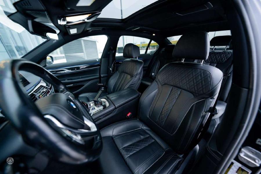 Zils BMW 750 2016 Viļņa, ar dzinēja tilpumu 4.40 L un nobraukumu 149 tūkst. km par 27000 €, foto 13 vietnē AUTOMOTO.COM.LV