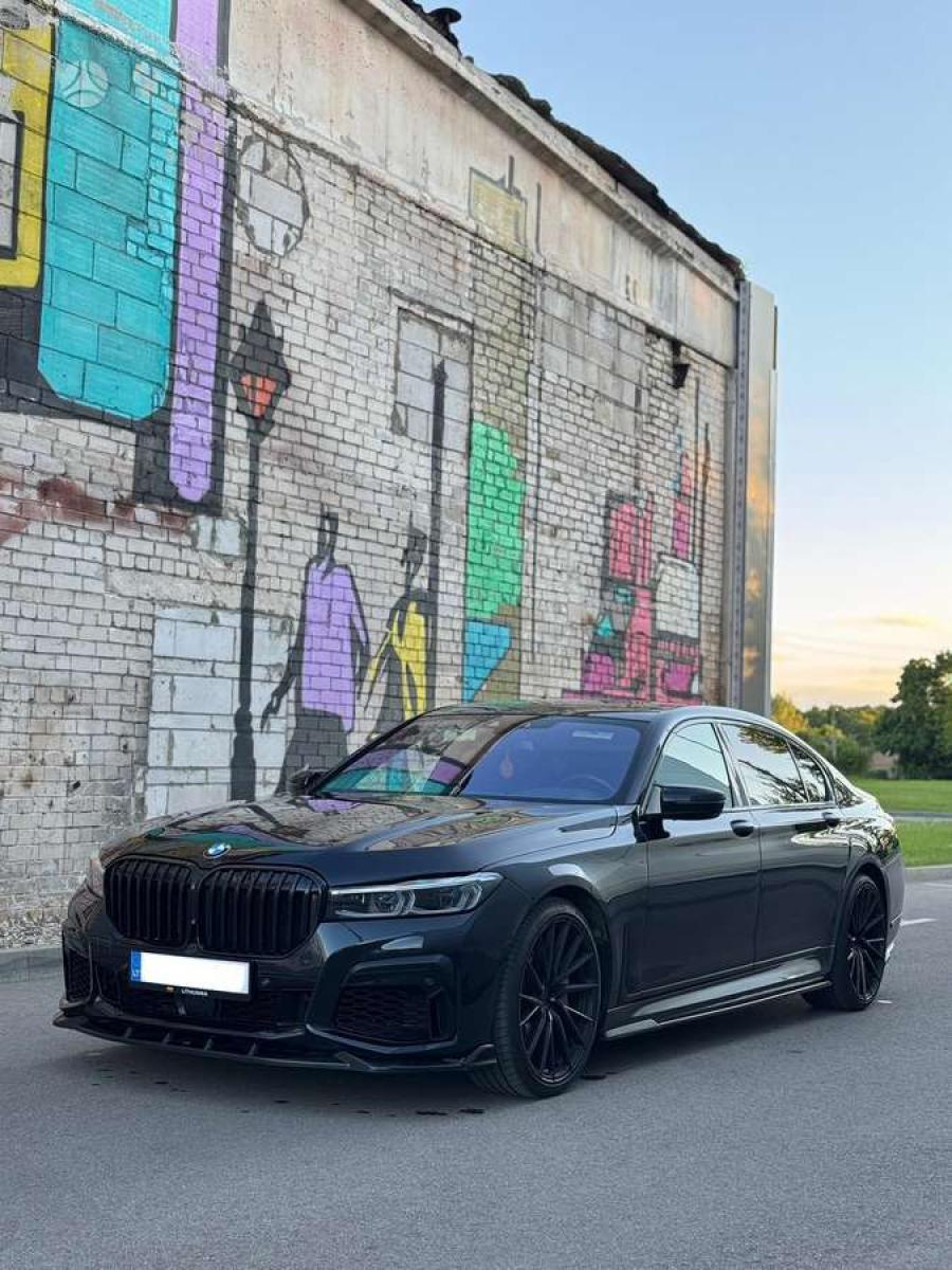 Zils BMW 750 2017 Viļņa, ar dzinēja tilpumu 4.40 L un nobraukumu 125 tūkst. km par 27500 €, foto 6 vietnē AUTOMOTO.COM.LV