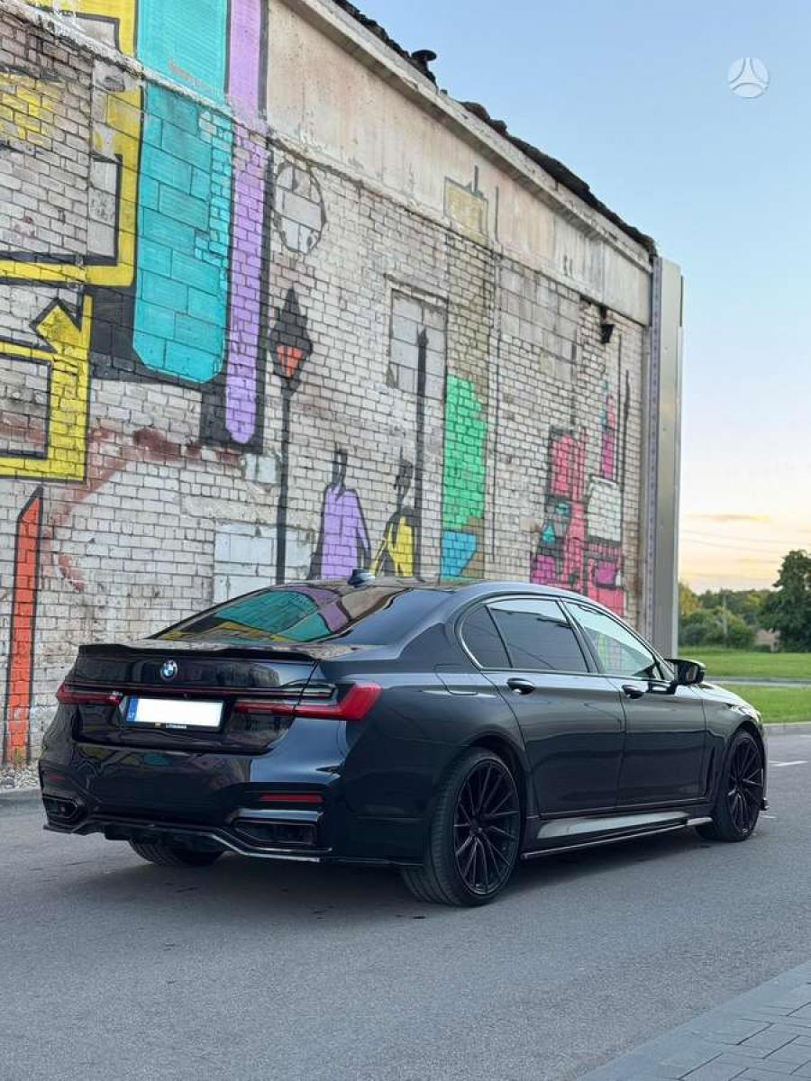 Zils BMW 750 2017 Viļņa, ar dzinēja tilpumu 4.40 L un nobraukumu 125 tūkst. km par 27500 €, foto 12 vietnē AUTOMOTO.COM.LV
