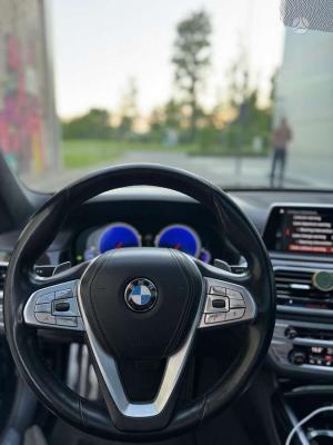 Zils BMW 750 2017 Viļņa, ar dzinēja tilpumu 4.40 L un nobraukumu 125 tūkst. km par 27500 €, foto 24 vietnē AUTOMOTO.COM.LV