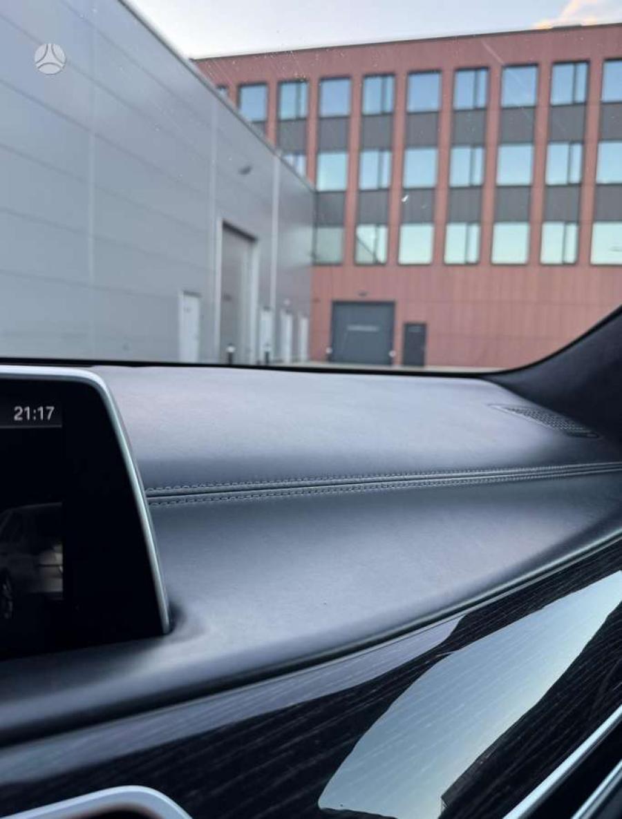 Zils BMW 750 2017 Viļņa, ar dzinēja tilpumu 4.40 L un nobraukumu 125 tūkst. km par 27500 €, foto 60 vietnē AUTOMOTO.COM.LV