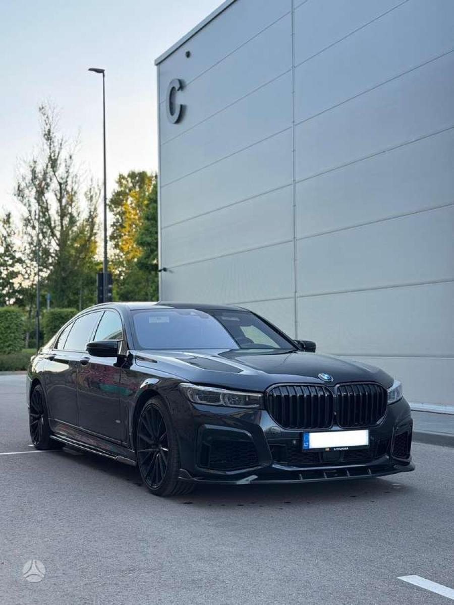 Zils BMW 750 2017 Viļņa, ar dzinēja tilpumu 4.40 L un nobraukumu 125 tūkst. km par 27500 €, foto 5 vietnē AUTOMOTO.COM.LV