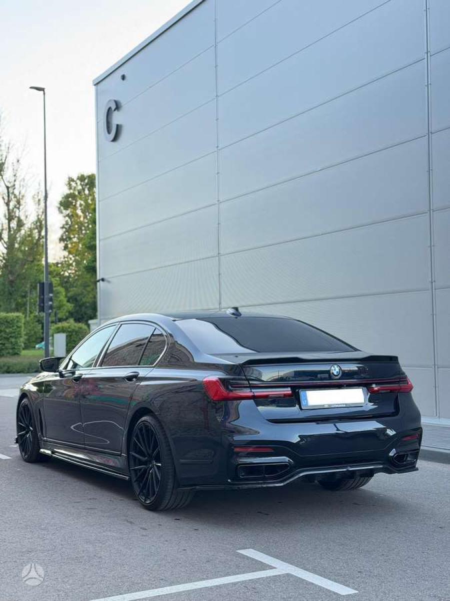 Zils BMW 750 2017 Viļņa, ar dzinēja tilpumu 4.40 L un nobraukumu 125 tūkst. km par 27500 €, foto 11 vietnē AUTOMOTO.COM.LV