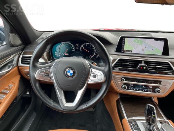 Zils BMW 750 2018 Rīga, ar dzinēja tilpumu 3.00 L un nobraukumu 185 tūkst. km par 29990 €, foto 9 vietnē AUTOMOTO.COM.LV