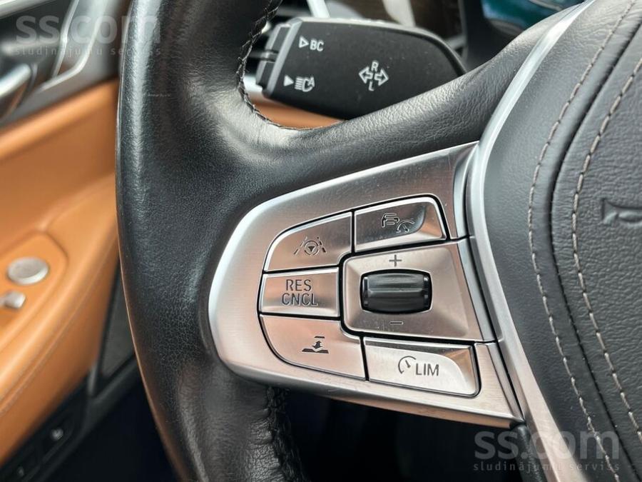 Синий БМВ 750 2018 в Рига, объемом двигателя 3.00 л и пробегом 185 тыс. км за 29990 €, фото 18 на AUTOMOTO.COM.LV