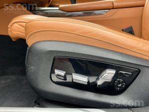 Синий БМВ 750 2018 в Рига, объемом двигателя 3.00 л и пробегом 185 тыс. км за 29990 €, фото 21 на AUTOMOTO.COM.LV