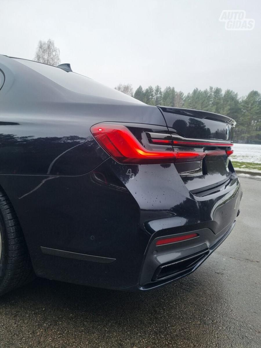 Zils BMW 750 2019 Prienai, ar dzinēja tilpumu 3.00 L un nobraukumu 172 tūkst. km par 52000 €, foto 35 vietnē AUTOMOTO.COM.LV