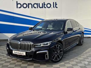 Blue BMW 750 2019 in Kaunas, with an engine capacity of 2.99 L and mileage of 152 thousand km for 37999 €, photo  on AUTOMOTO.COM.LV