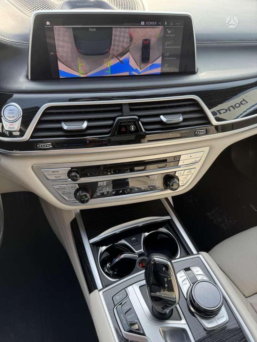 Синий БМВ 750 2019 в Каунас, объемом двигателя 2.99 л и пробегом 152 тыс. км за 37999 €, фото 25 на AUTOMOTO.COM.LV