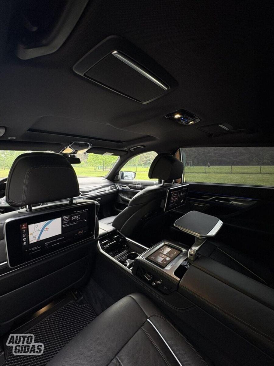 Zils BMW 750 2019 Prienai, ar dzinēja tilpumu 3.00 L un nobraukumu 176 tūkst. km par 48500 €, foto 8 vietnē AUTOMOTO.COM.LV