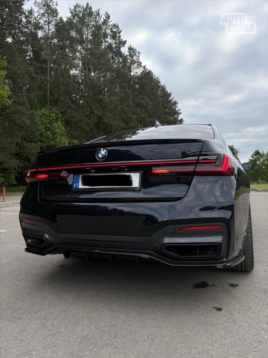 Zils BMW 750 2019 Prienai, ar dzinēja tilpumu 3.00 L un nobraukumu 176 tūkst. km par 48500 €, foto 18 vietnē AUTOMOTO.COM.LV