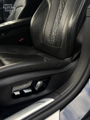 Zils BMW 750 2019 Prienai, ar dzinēja tilpumu 3.00 L un nobraukumu 176 tūkst. km par 48500 €, foto 27 vietnē AUTOMOTO.COM.LV