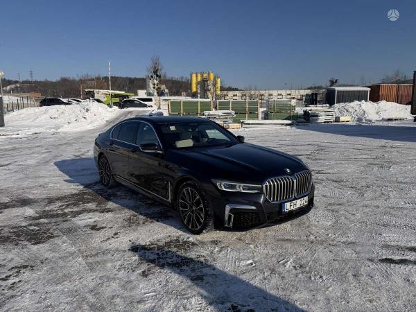 Zils BMW 750 2020 Kauņa, ar dzinēja tilpumu 2.99 L un nobraukumu 151 tūkst. km par 44999 €, foto 3 vietnē AUTOMOTO.COM.LV