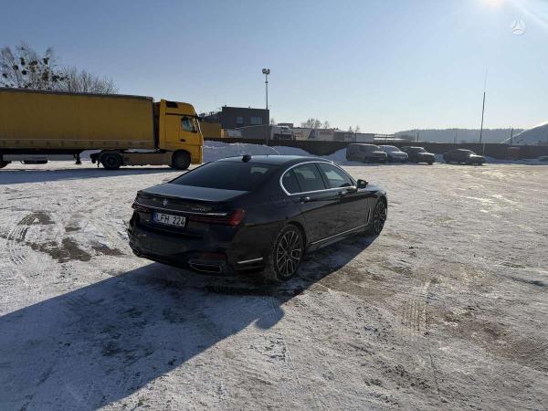 Zils BMW 750 2020 Kauņa, ar dzinēja tilpumu 2.99 L un nobraukumu 151 tūkst. km par 44999 €, foto 5 vietnē AUTOMOTO.COM.LV