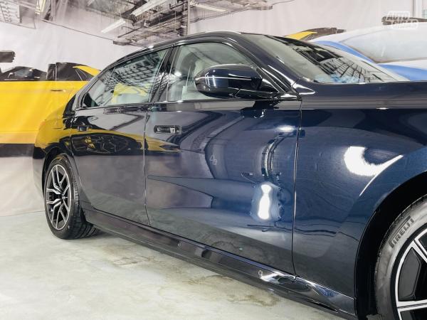 Zils BMW 750 2024 Kauņa, ar dzinēja tilpumu 3.00 L un nobraukumu 22 tūkst. km par 99000 €, foto 5 vietnē AUTOMOTO.COM.LV