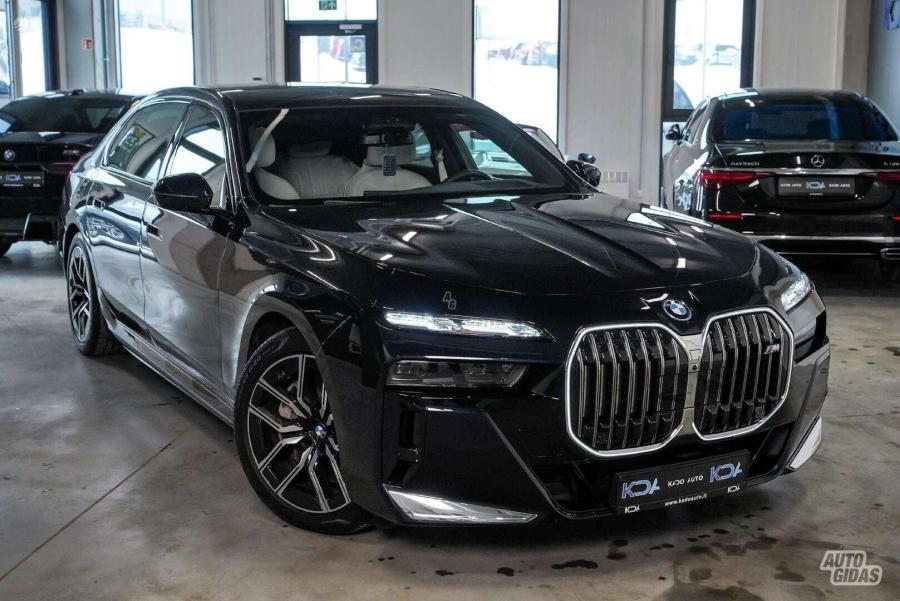 Zils BMW 750 2024 Marijampole, ar dzinēja tilpumu 3.00 L un nobraukumu 22 tūkst. km par 95950 €, foto 3 vietnē AUTOMOTO.COM.LV