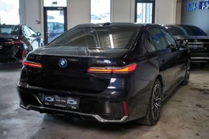 Zils BMW 750 2024 Marijampole, ar dzinēja tilpumu 3.00 L un nobraukumu 22 tūkst. km par 95950 €, foto 11 vietnē AUTOMOTO.COM.LV