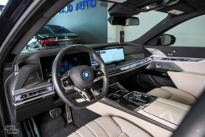 Zils BMW 750 2024 Marijampole, ar dzinēja tilpumu 3.00 L un nobraukumu 22 tūkst. km par 95950 €, foto 22 vietnē AUTOMOTO.COM.LV