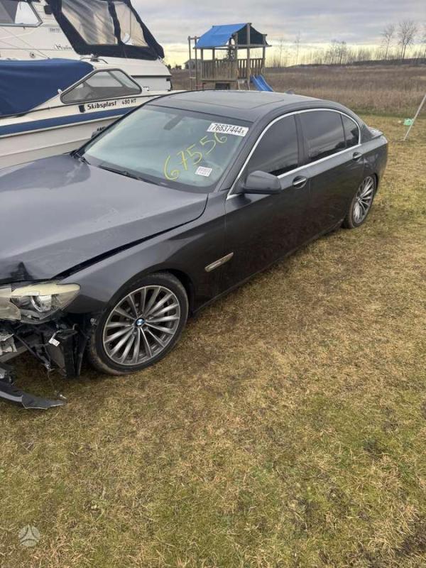 Brūns BMW 750 2011 Klaipėda, ar dzinēja tilpumu 4.40 L un nobraukumu 199 tūkst. km par 5000 €, foto 6 vietnē AUTOMOTO.COM.LV
